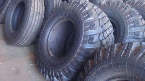 Penumatic Off Road Military Vehicle Tires 37 12.5 R16.5